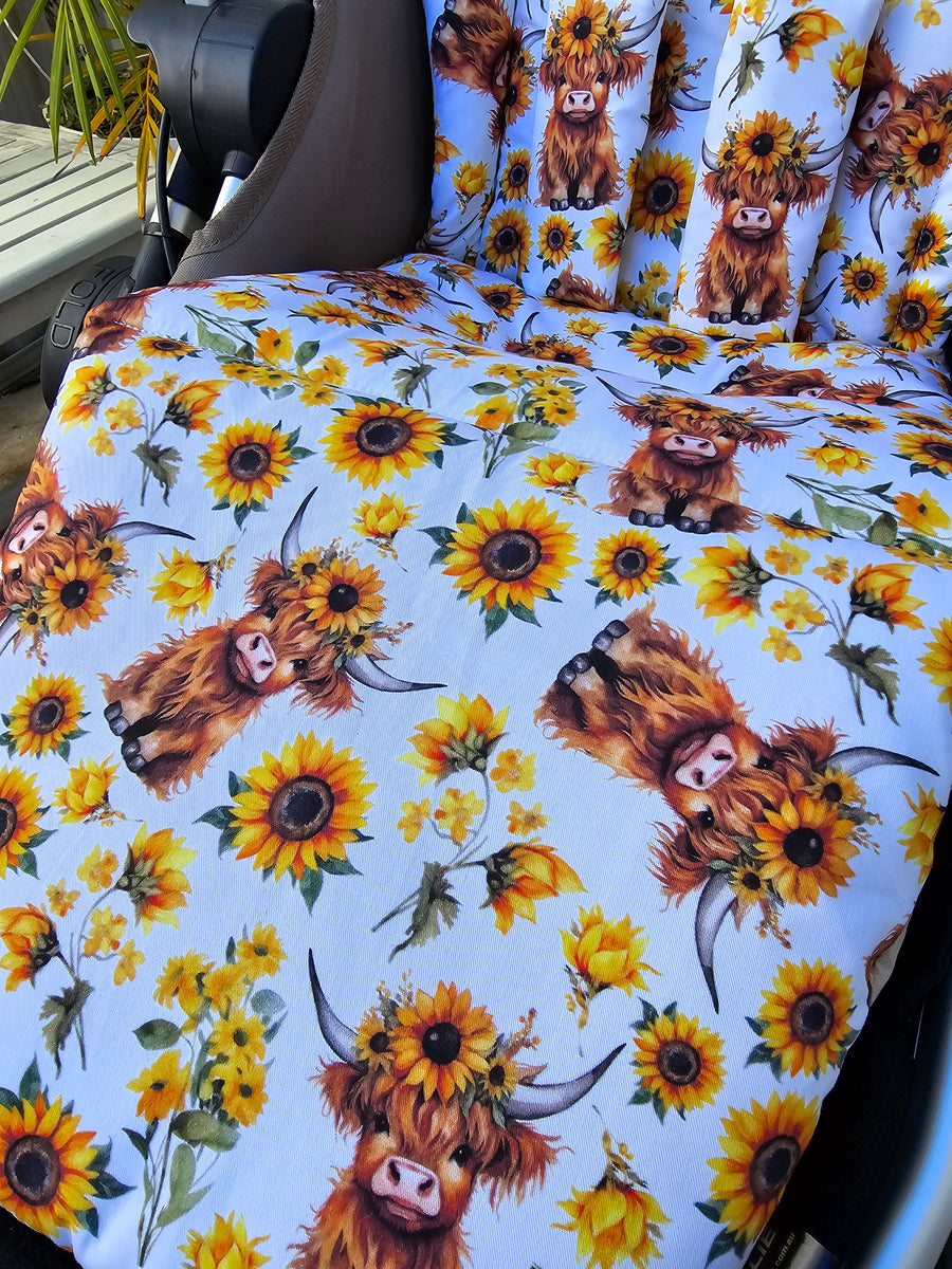 Pram Liner - Highland Cow Sunflower – Mialie Designs